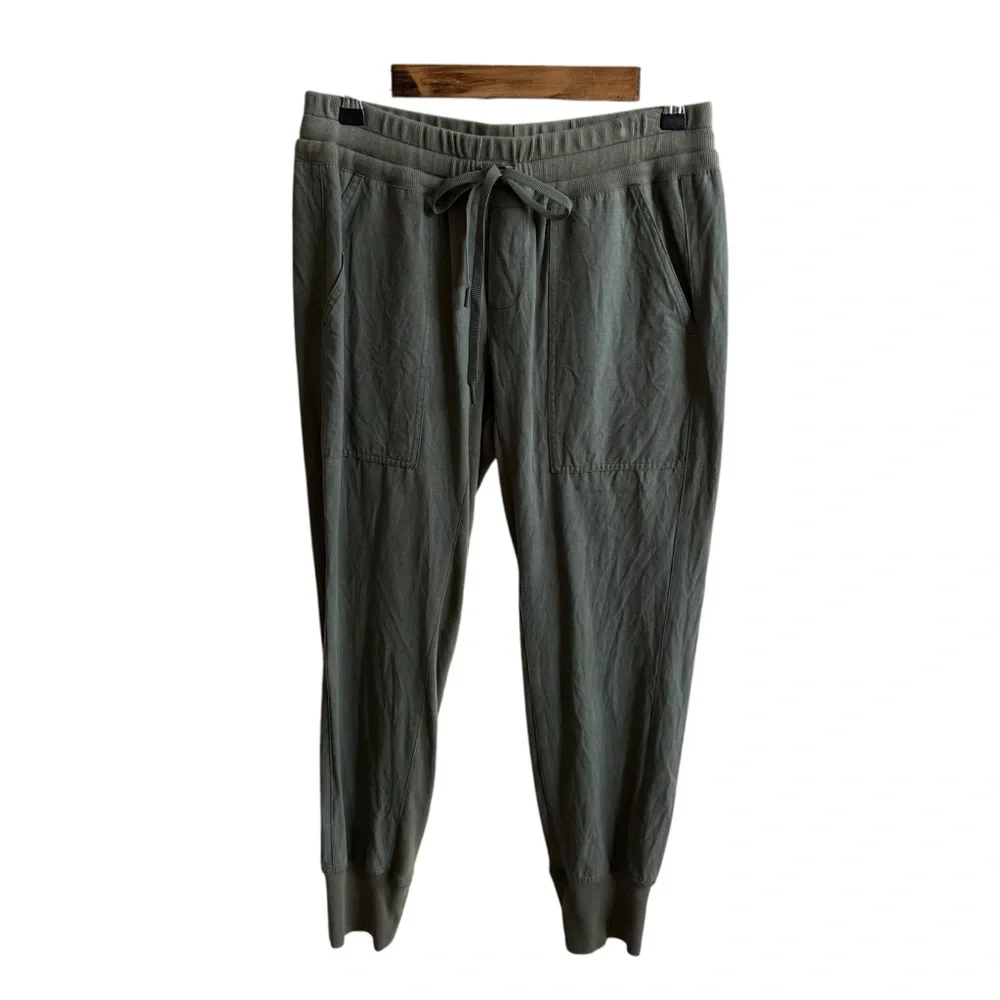 CAbi | Pants & Jumpsuits | Cabi 3747 Marathon Jogger S Euc | Poshmark